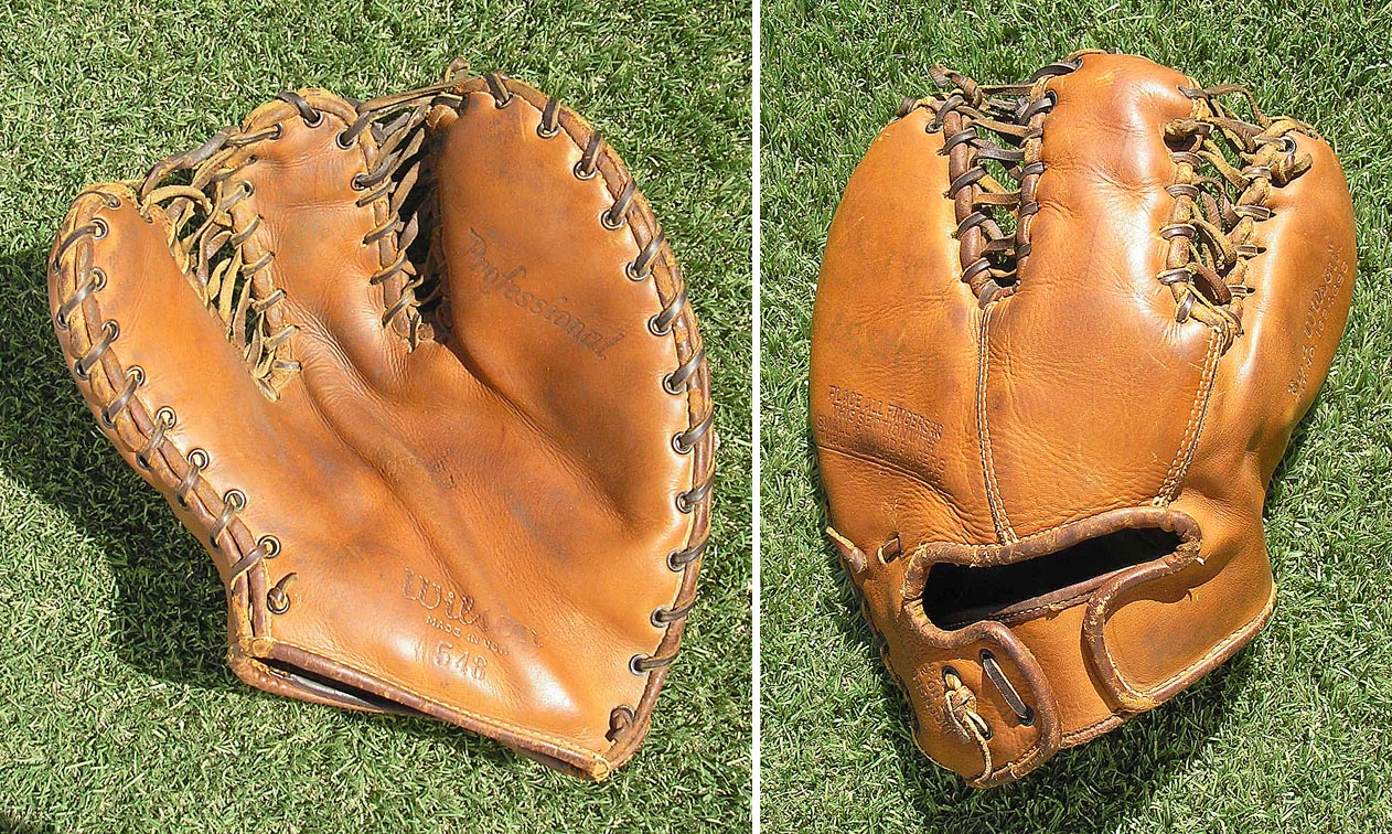 Vintage Baseball Gloves & Mitts